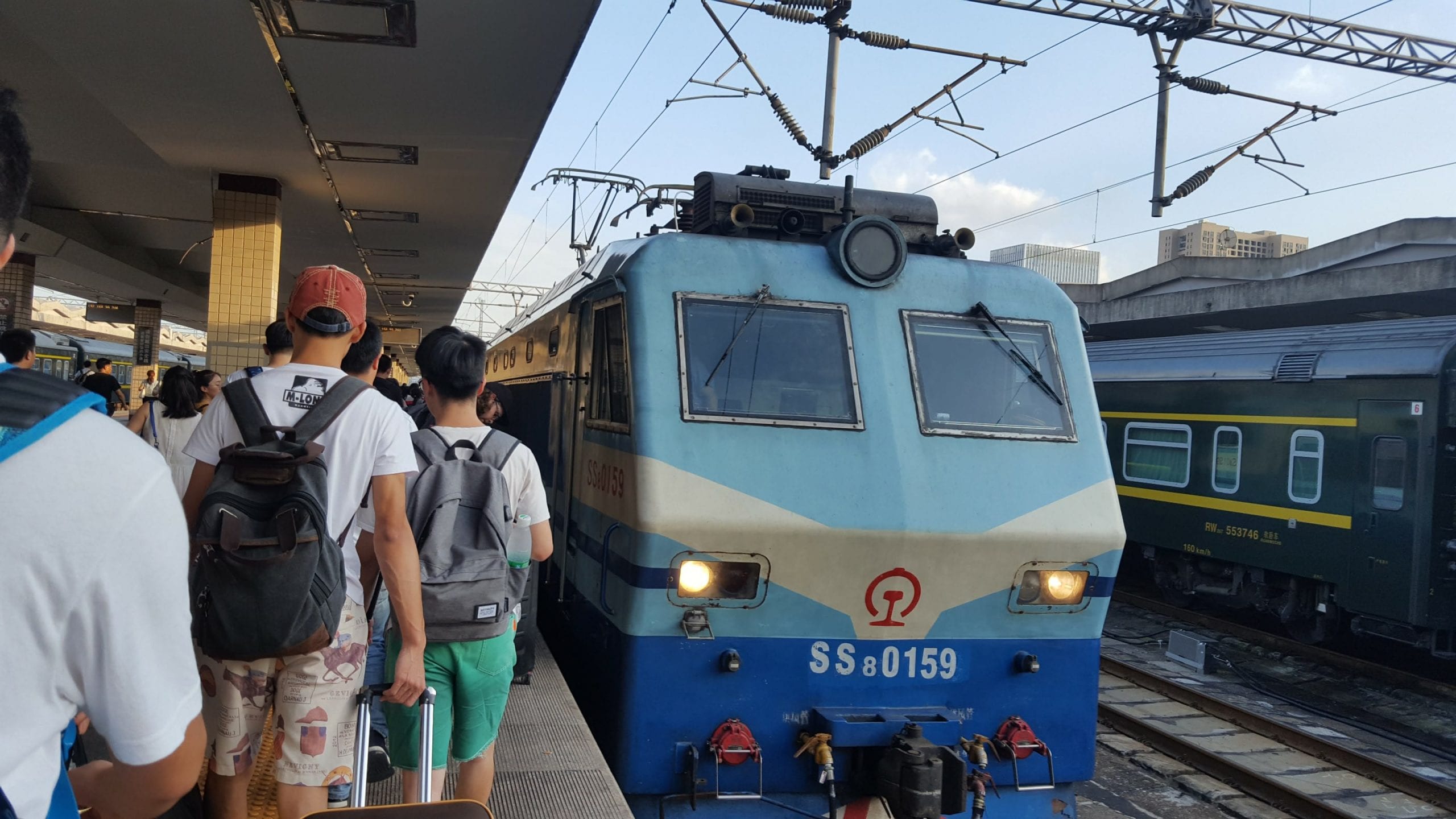 Guilin to Zhangjiajie - How to get there by Plane, Train and more (2019)