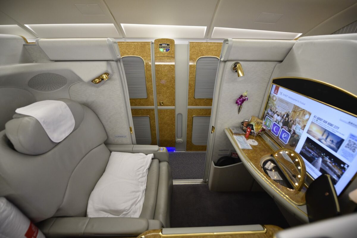 Review - Emirates a380 First Class: Is it worth $10,000?