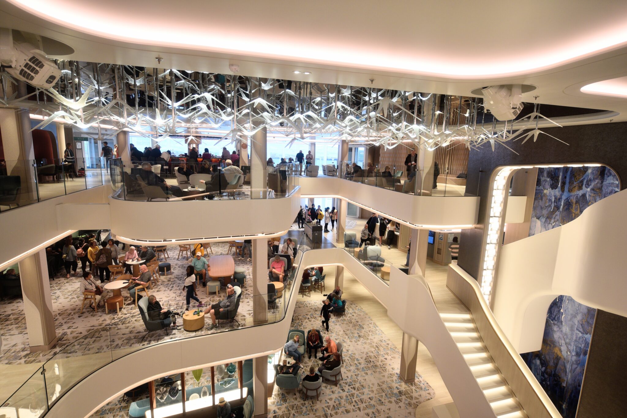 Norwegian Prima Review – Should you spend $ to sail on this ship?